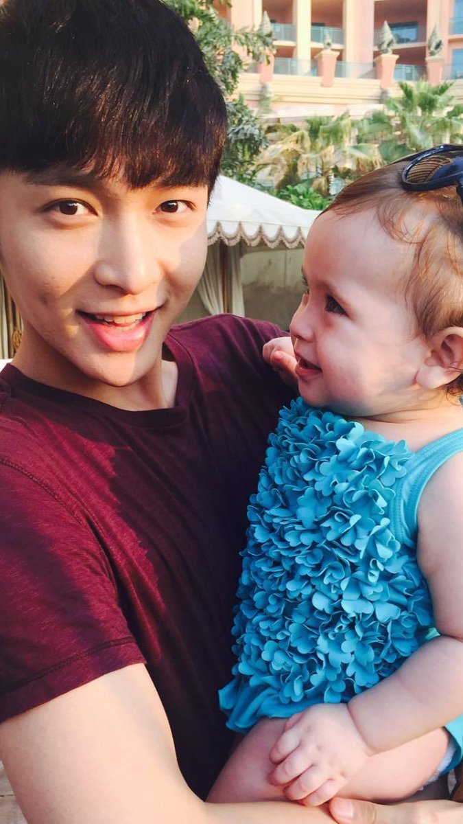 Exo Lay Family Background