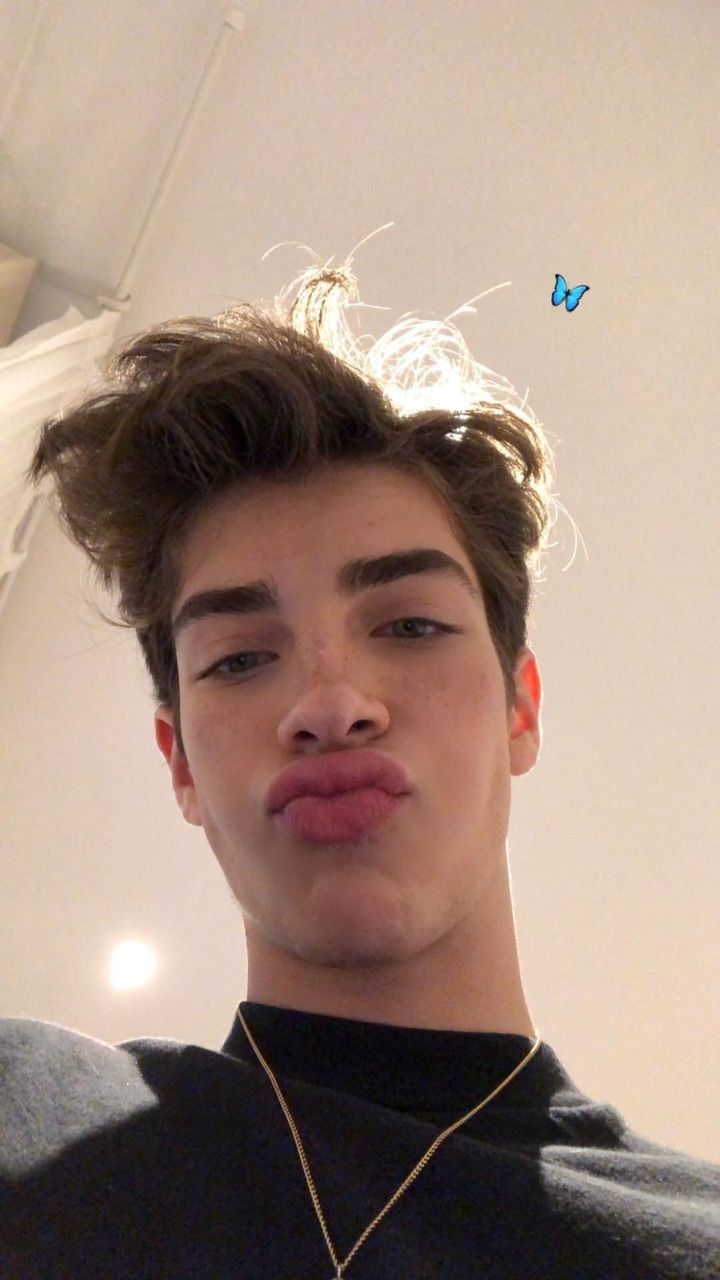 Manu Rios - 720x1280 Wallpaper - teahub.io