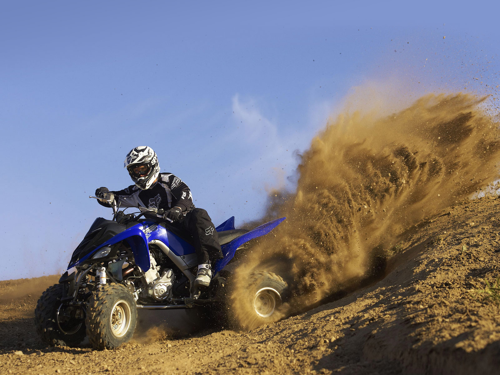 Atv Ride Wallpaper - Quad Yamaha Raptor 700 - 1600x1200 Wallpaper ...