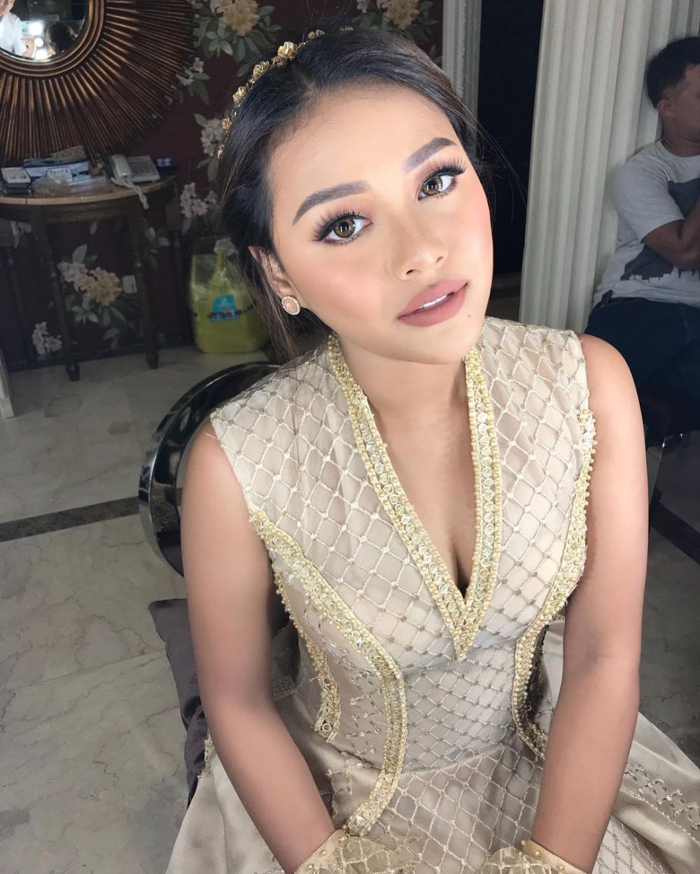 Seleb Cantik Pamer Belahan Dada © 2018 Instagram - Artis Pamer Belahan Dada - 1000x1249 ...
