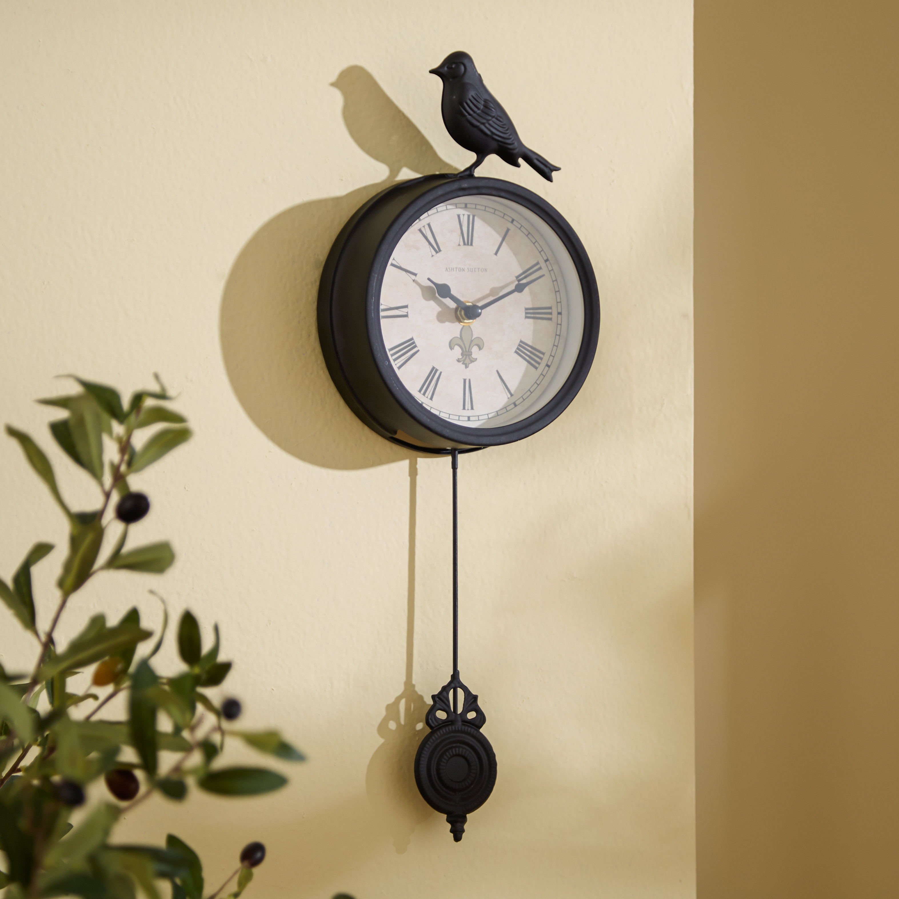 Pendulum Clock With Bird - 3146x3146 Wallpaper - teahub.io