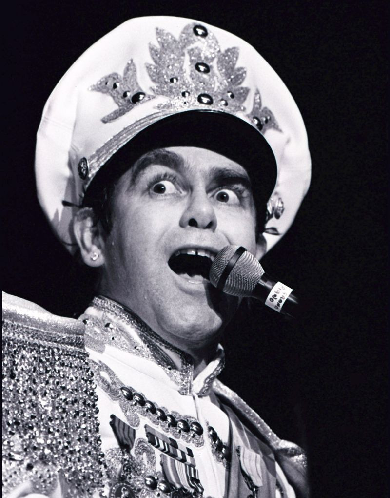 Pic - Elton John Captain Hat - 800x1020 Wallpaper - teahub.io