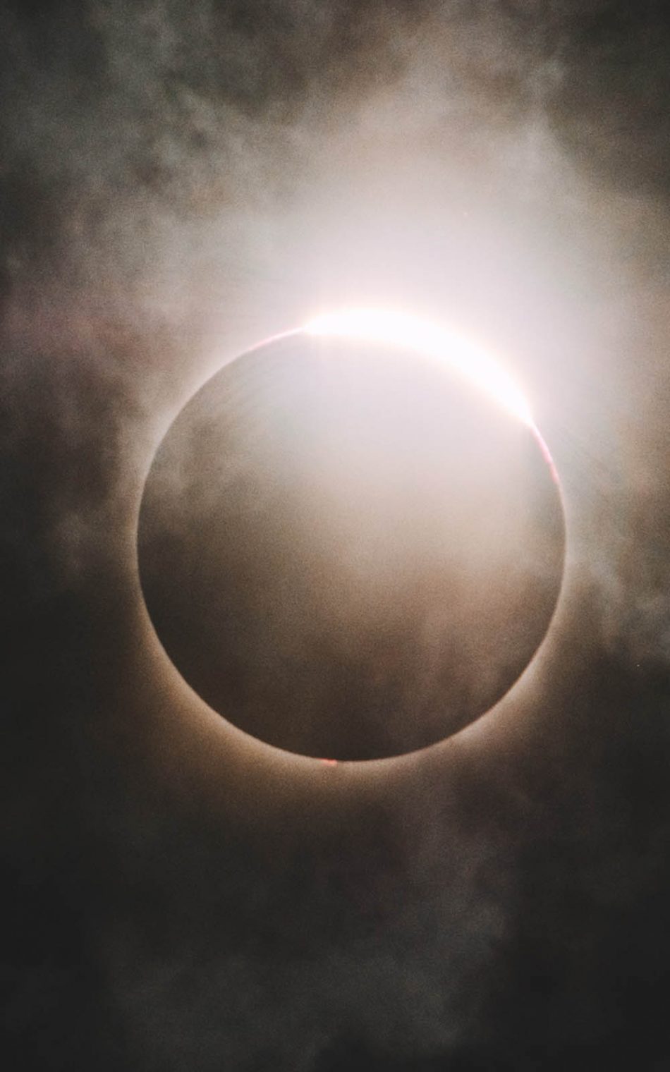 Perfect Eclipse Click Hd Mobile Wallpaper - Eclipse - 950x1520 ...