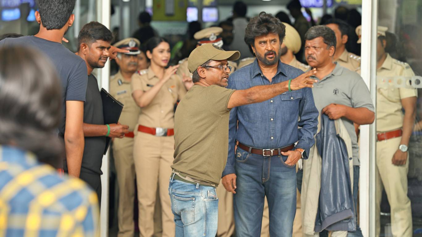 Darbar Wallpapers - Rajini Movie Darbar Stills - 1366x768 Wallpaper ...