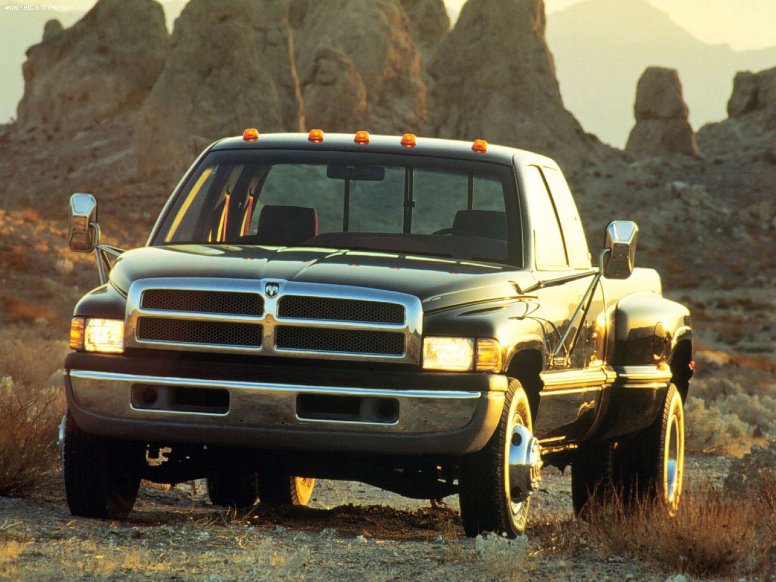1997 Dodge Ram 3500 Club Cab - 1600x1200 Wallpaper - teahub.io