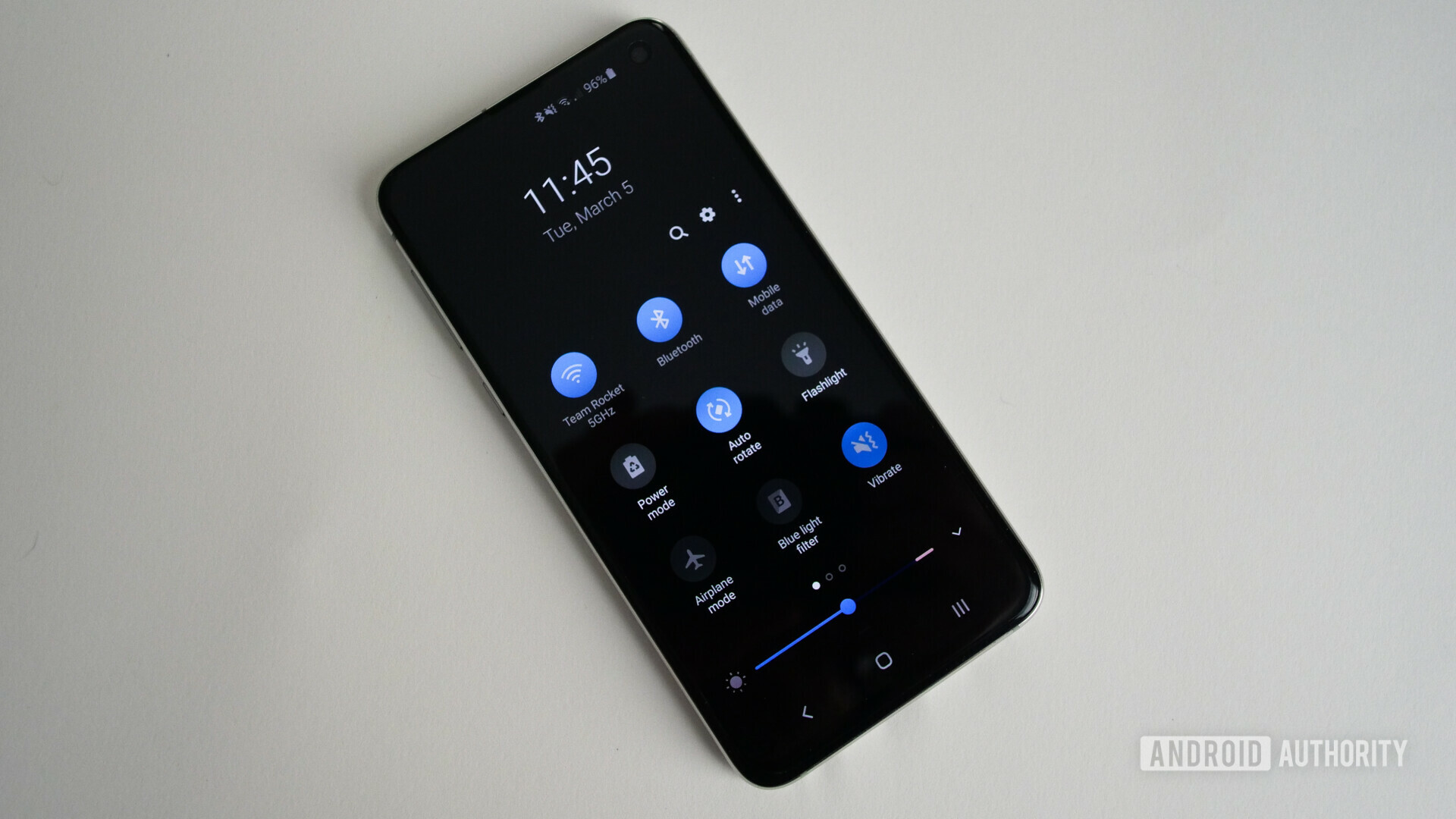 Samsung Galaxy S10e Black - 1920x1080 Wallpaper - teahub.io