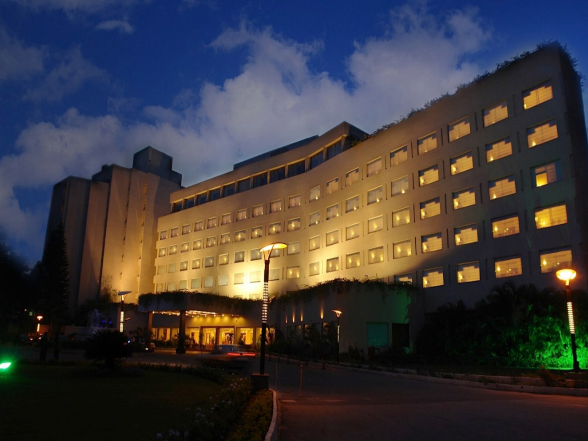 Hotel Lalit Ashok Bangalore - 2048x1536 Wallpaper - teahub.io