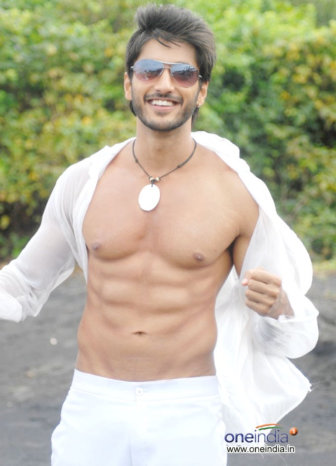 Download Kannada Heroes Wallpapers - Chetan Kannada Actor - Teahub.io