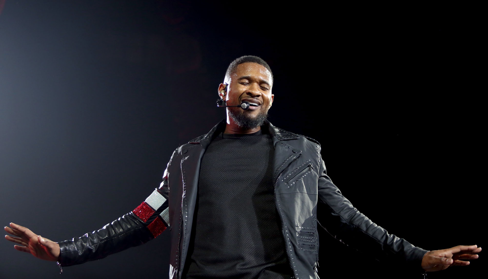 Usher Hd Desktop - Usher Hd - 2000x1145 Wallpaper - teahub.io