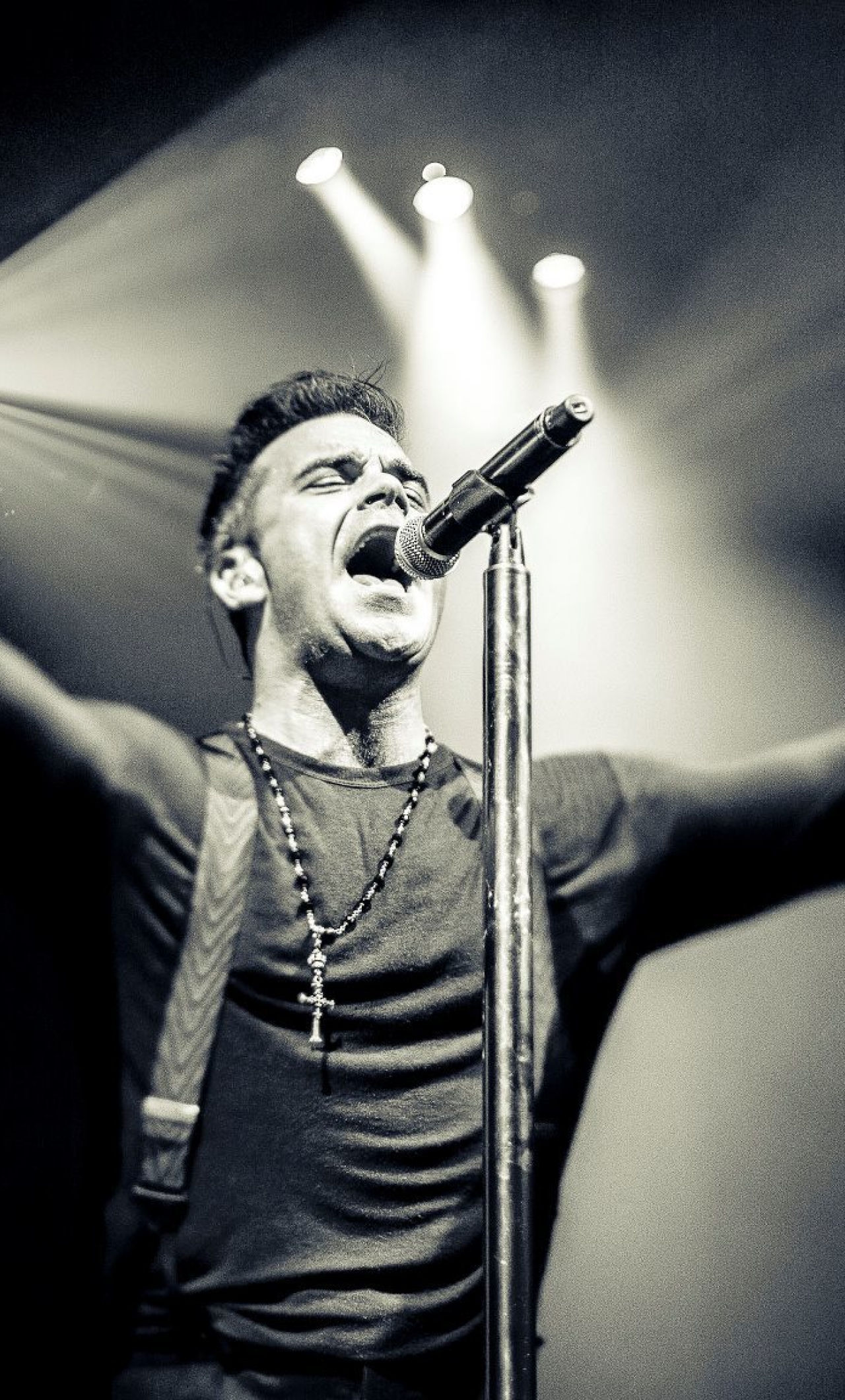 Robbie Williams - 1280x2120 Wallpaper - teahub.io