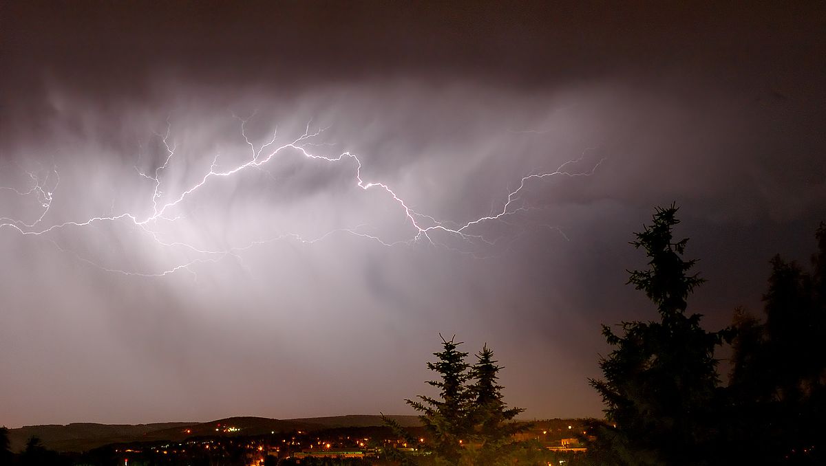 Lightning Cloud - 1200x678 Wallpaper - teahub.io