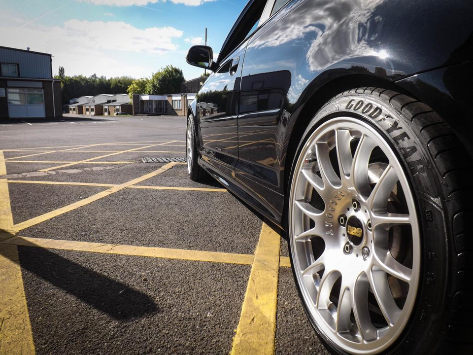 [ img] - Executive Car - 960x720 Wallpaper - teahub.io