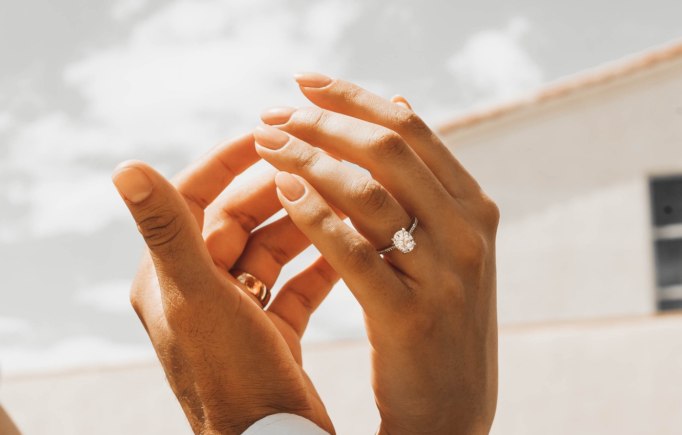 Photo Wallpaper Love, Ring, Hands - Two Hands Finger Ring - 1332x850 ...
