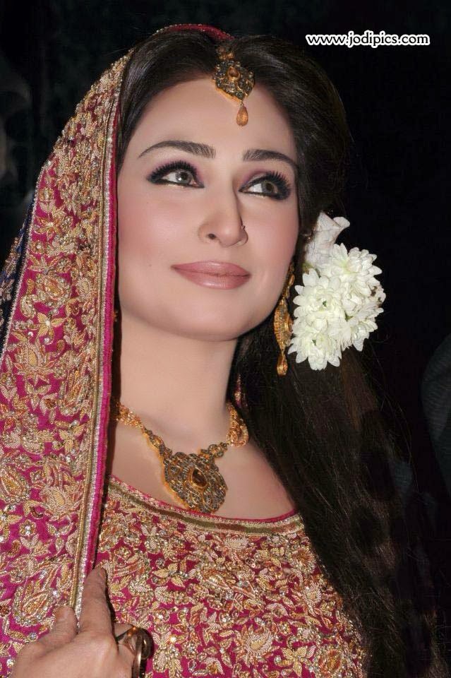 Reema Pakistani - 639x960 Wallpaper - teahub.io