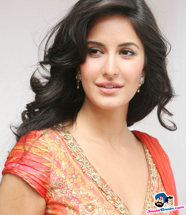 User Posted Image - Katrina Kaif Face - 650x750 Wallpaper - teahub.io