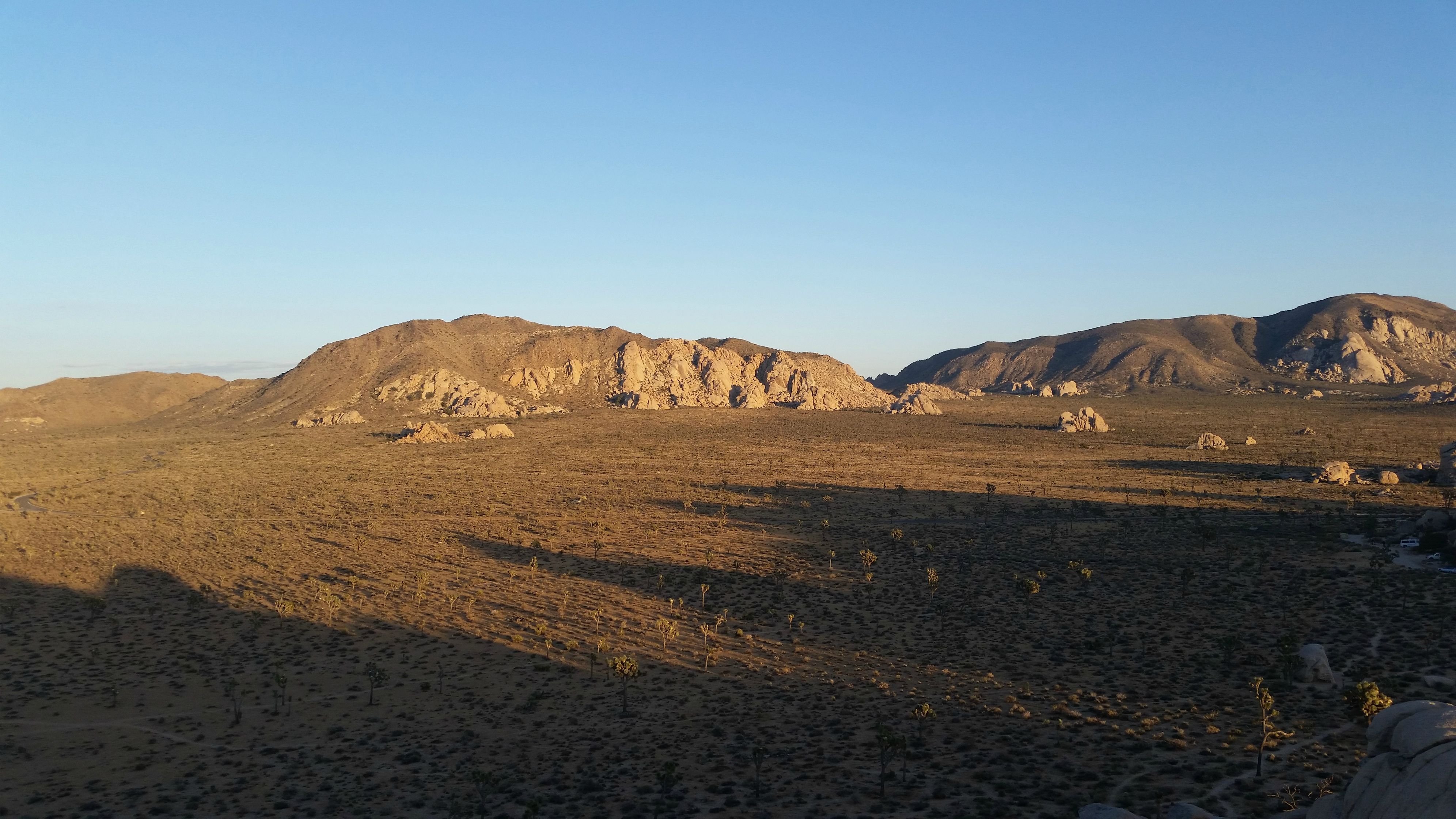 Shadows Cascade A Joshua Tree Valley Wallpaper - Plateau - 3984x2241 ...