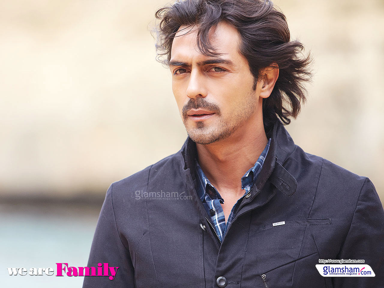 Arjun Rampal We Are Family - 1280x960 Wallpaper - teahub.io