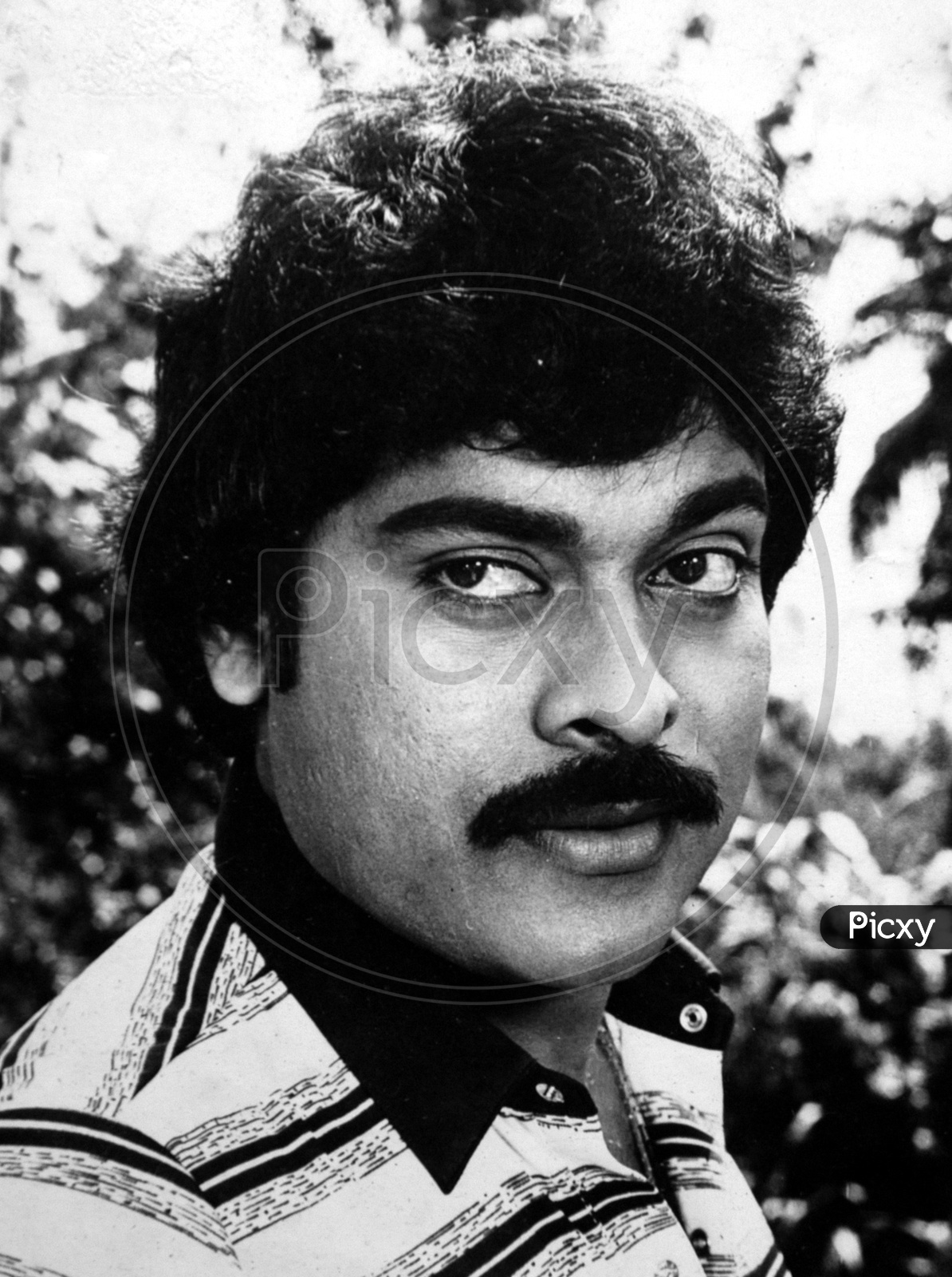 Chiranjeevi Hd Images Old - 1194x1600 Wallpaper - teahub.io