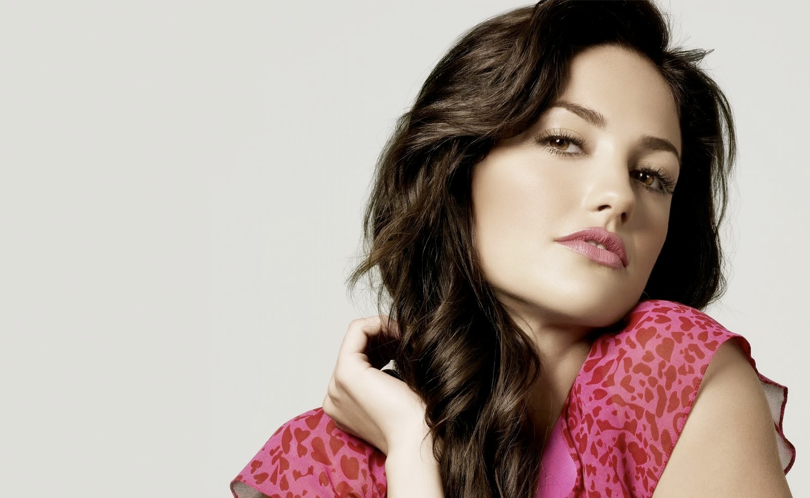 Landscape Hollywood Actress Wallpaper - Hd Wallpapers Actress Download ...