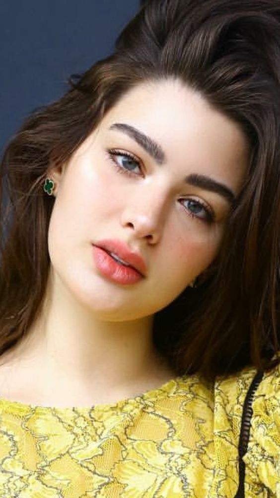 Angel Face Muslim Girl Wallpaper Girls With Beautiful Lips 564x1002