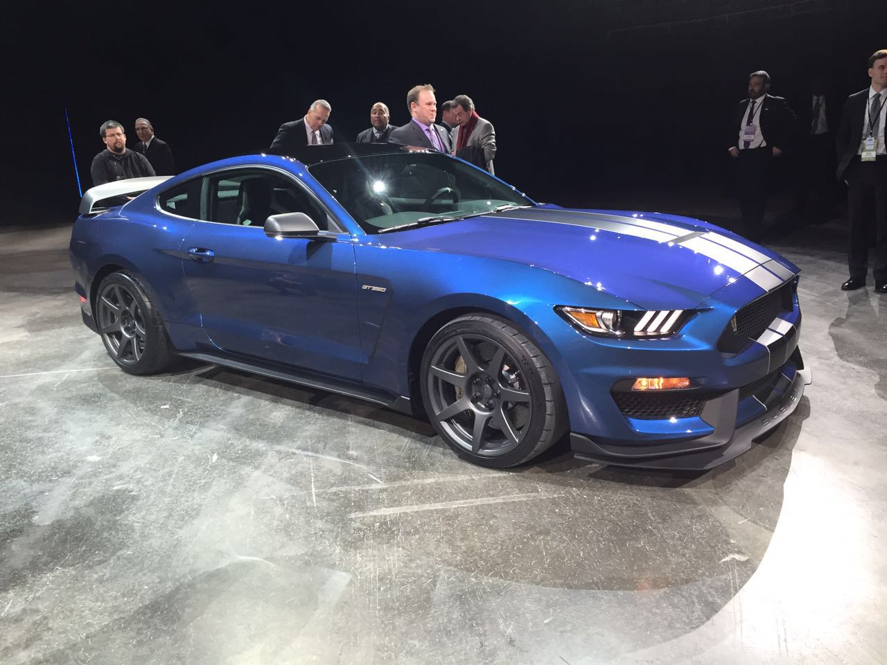 Road Race Mustang - Mustang 2016 Racing Wheels - 1280x960 Wallpaper ...