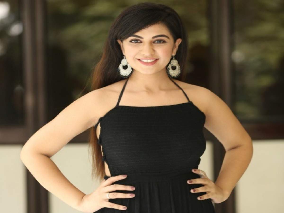 Jawaani Jaaneman - Harshita Shetty South Actress - 1200x900 Wallpaper ...