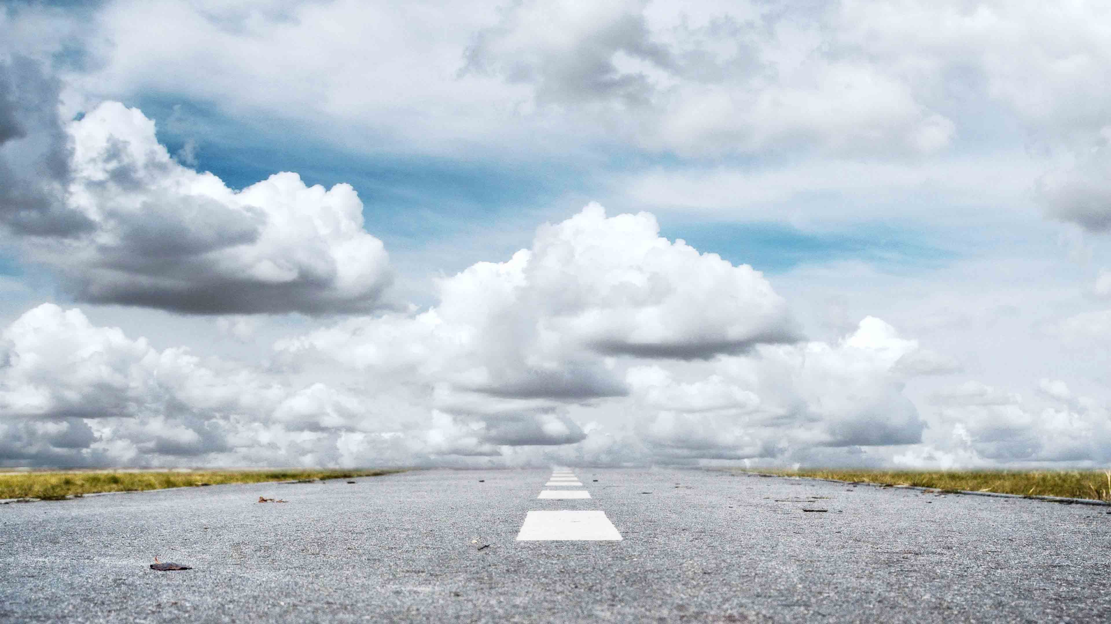Clouds Horizon Road Wallpaper - Clouds And Road - 3840x2160 Wallpaper ...