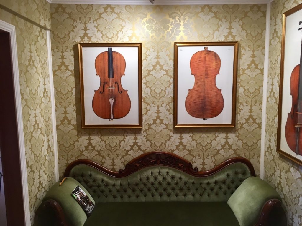 Studio Couch - 1024x768 Wallpaper - teahub.io