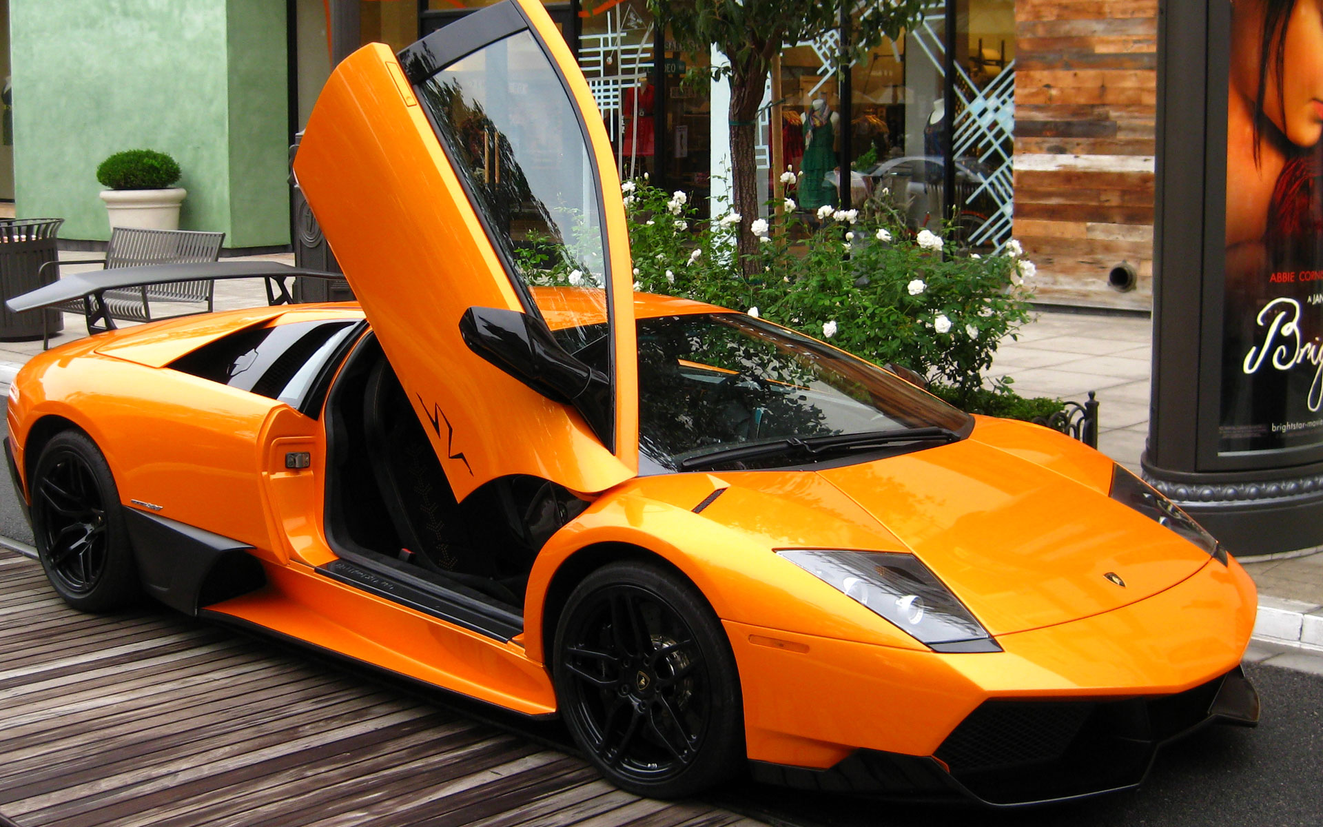 Lamborghini In The Street - 1920x1200 Wallpaper - teahub.io