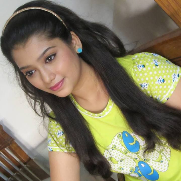 Beautiful Girls Of Lahore - 720x720 Wallpaper - teahub.io