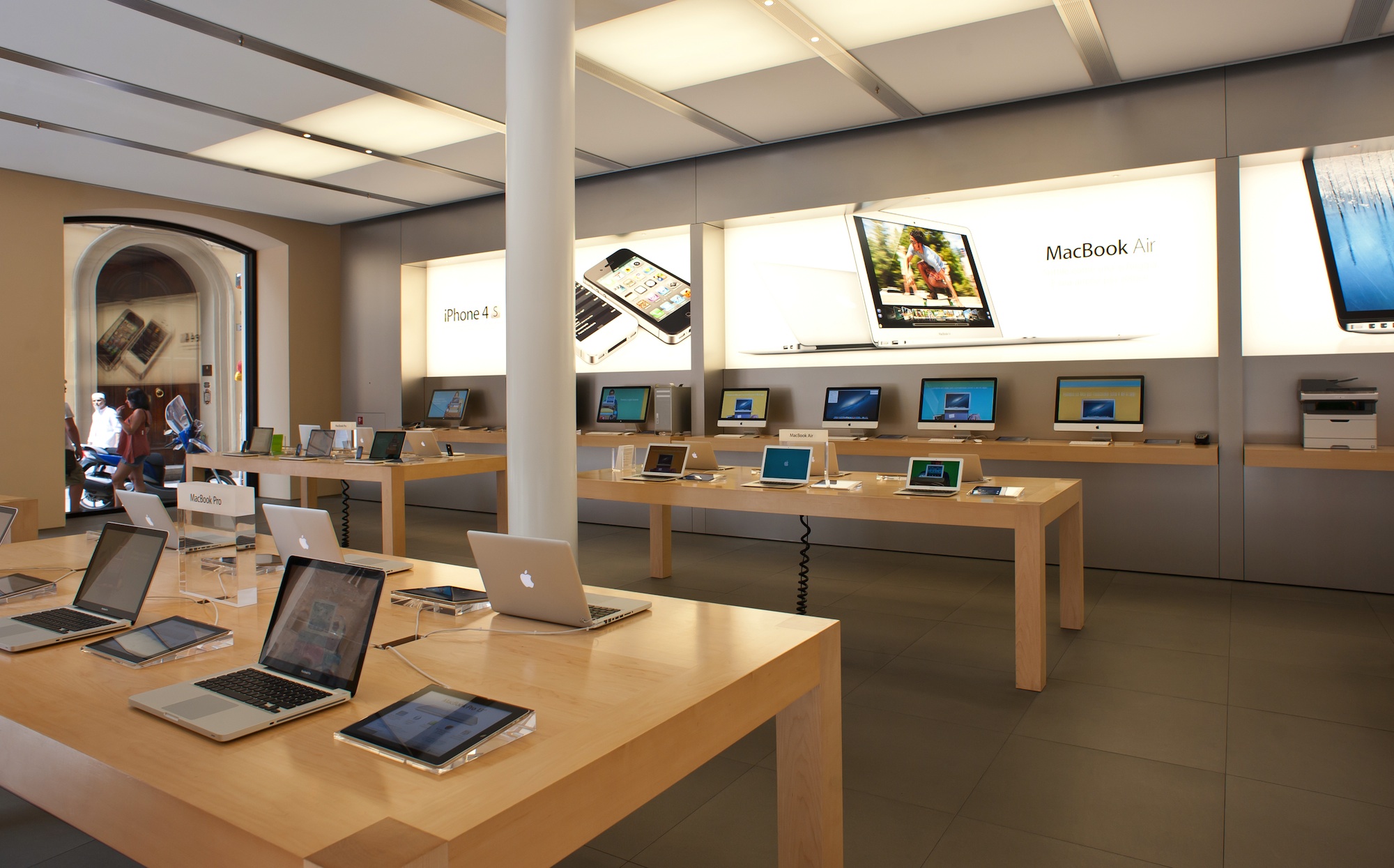 Apple Store - 2000x1245 Wallpaper - teahub.io