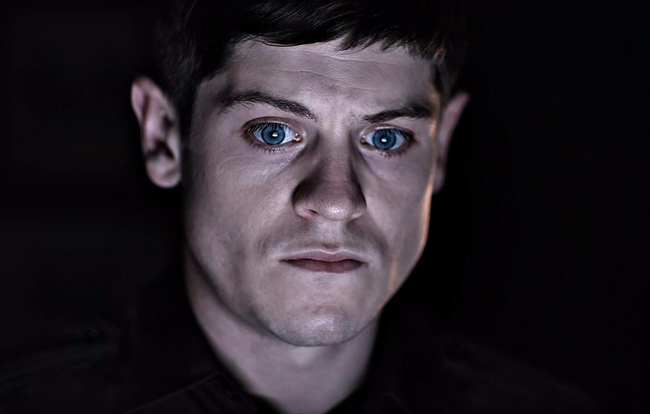 Photo Wallpaper Scum, Misfits, Iwan Rheon, Simon, Simon - Misfits Simon ...