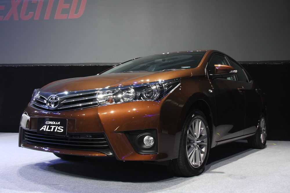 Toyota Corolla Altis Colors - 1000x667 Wallpaper - teahub.io