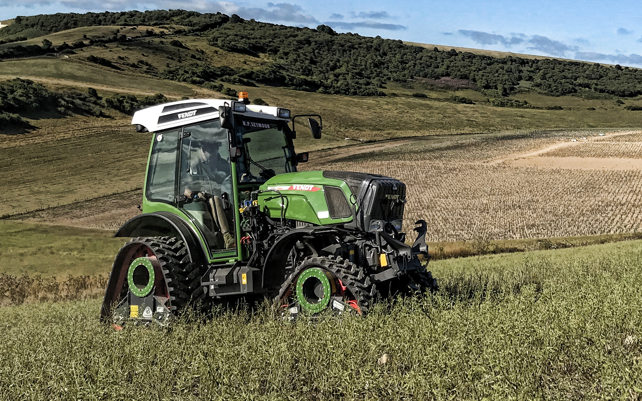 Fendt 200 Vario, Tractor On Tracks, Agricultural Machinery, - Fendt 200 ...