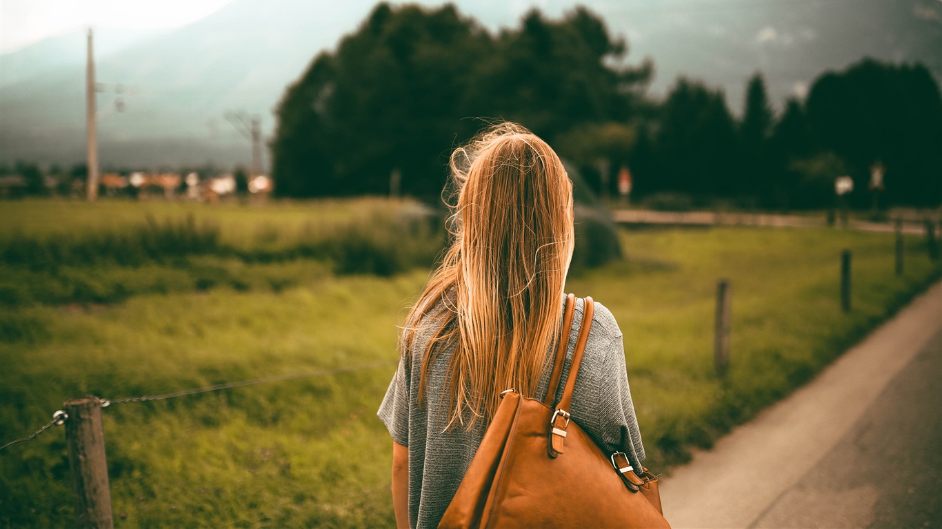 Frases Mulher Indo Embora - 1366x768 Wallpaper - teahub.io