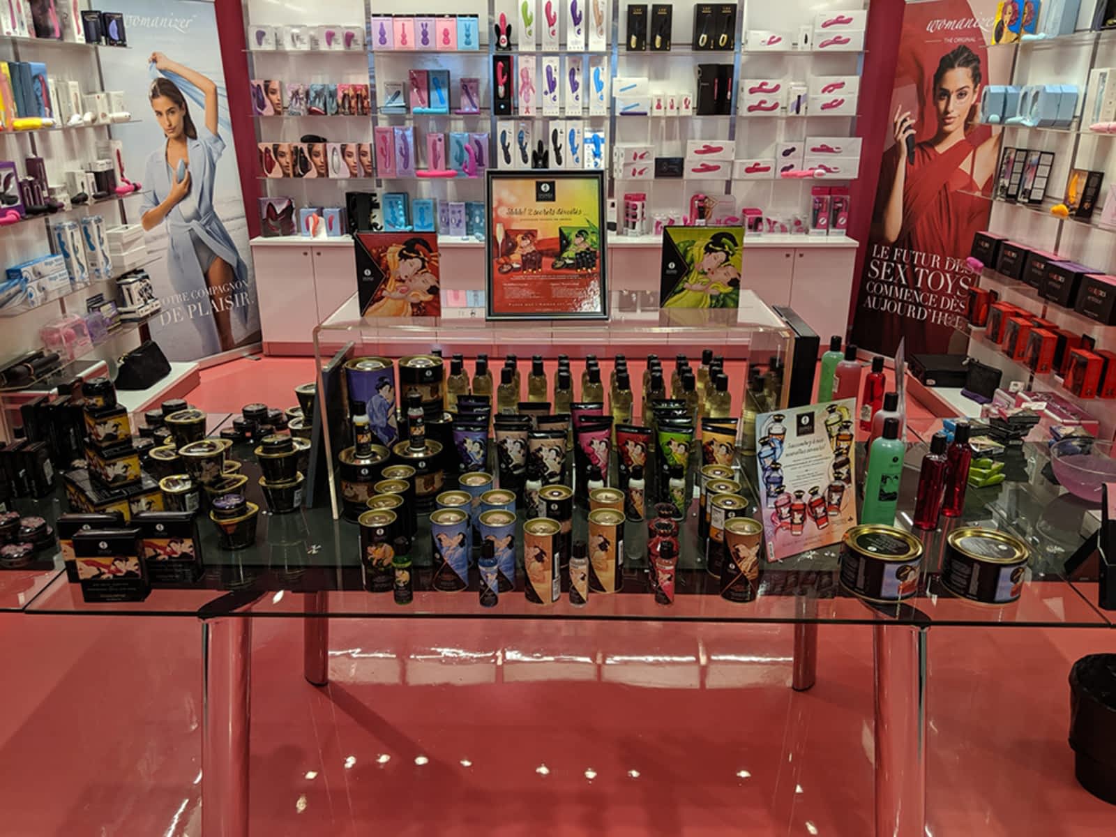 Outlet Store - 1600x1200 Wallpaper - teahub.io