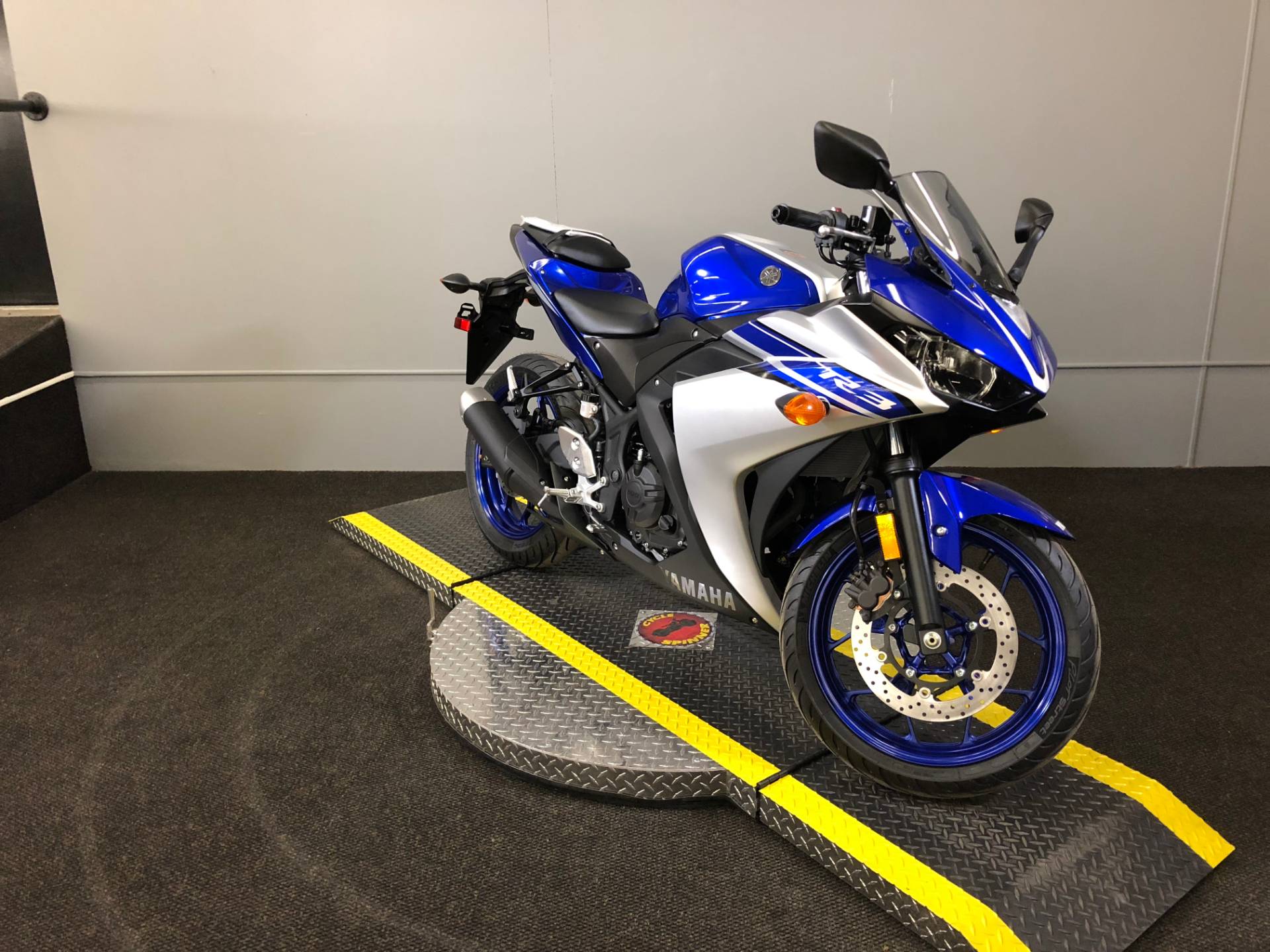 Yamaha R3 2016 - 1920x1440 Wallpaper - teahub.io