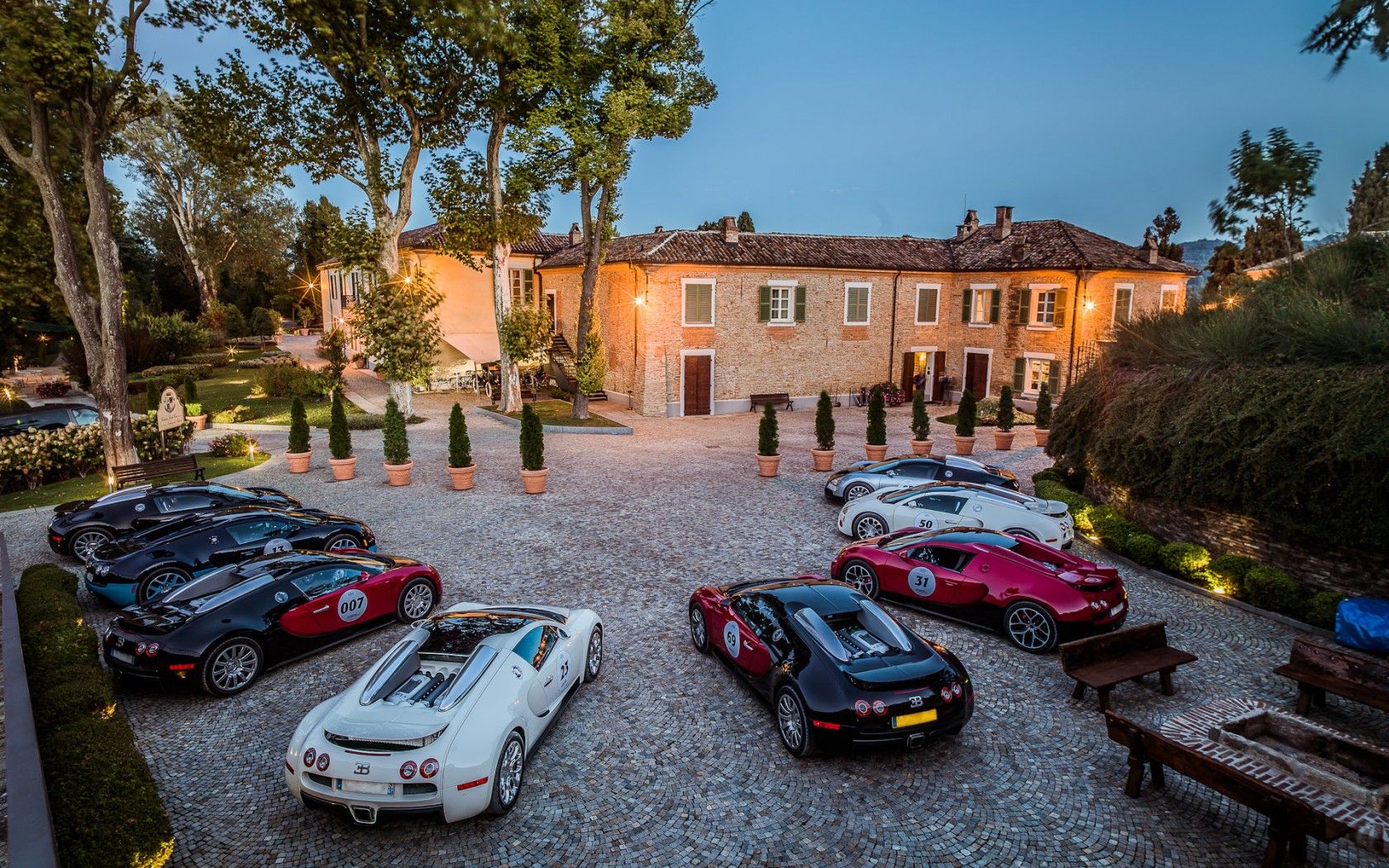 Dream Home, Luxury House, Success - Mansion Driveway With Cars ...