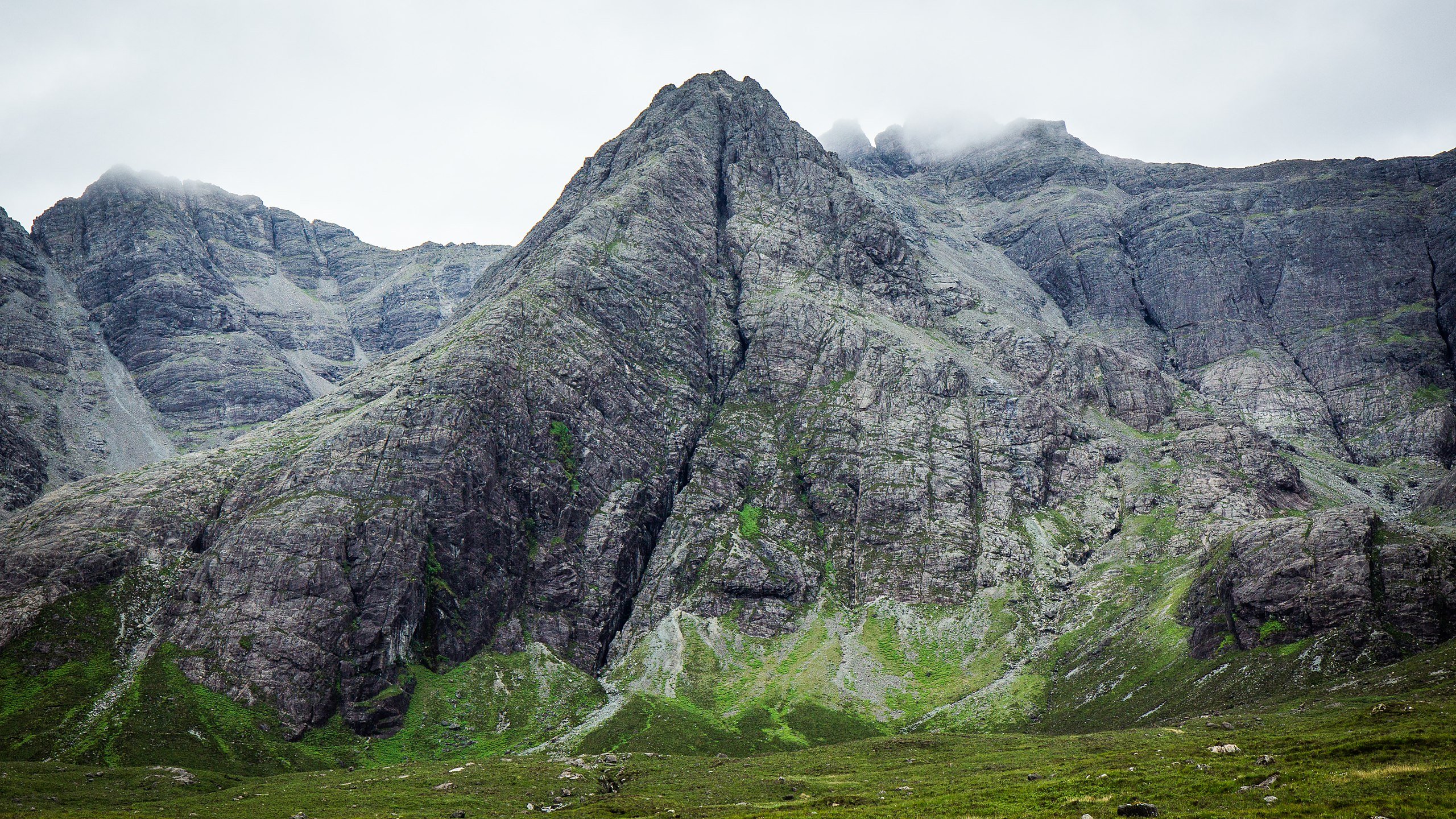 The Black Cuillin Ridge Isle Of Skye Scotland Wallpaper - Glen Brittle ...