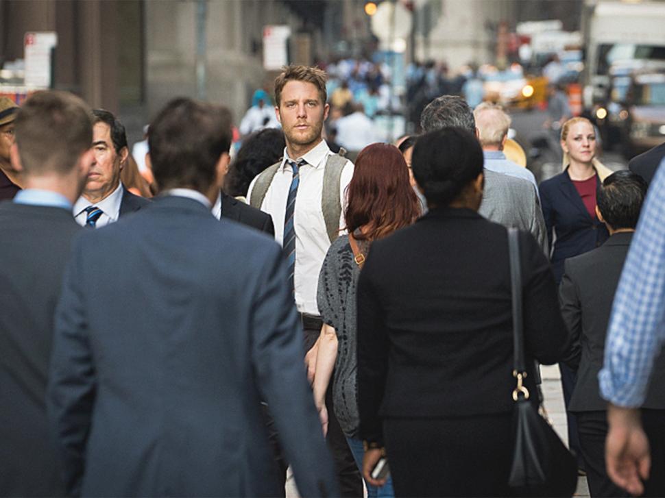 Limitless Brian Finch In Crowd Wallpaper,limitless - Limitless ...