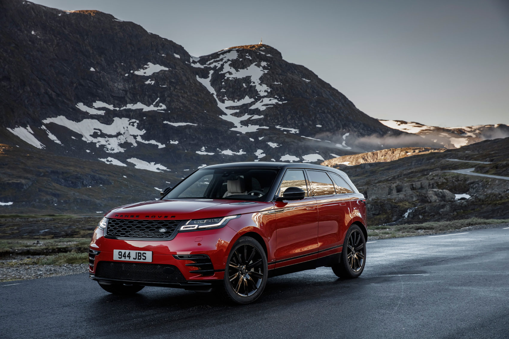 2018 Range Rover Sport - Velar Range Rover Red - 1700x1133 Wallpaper ...
