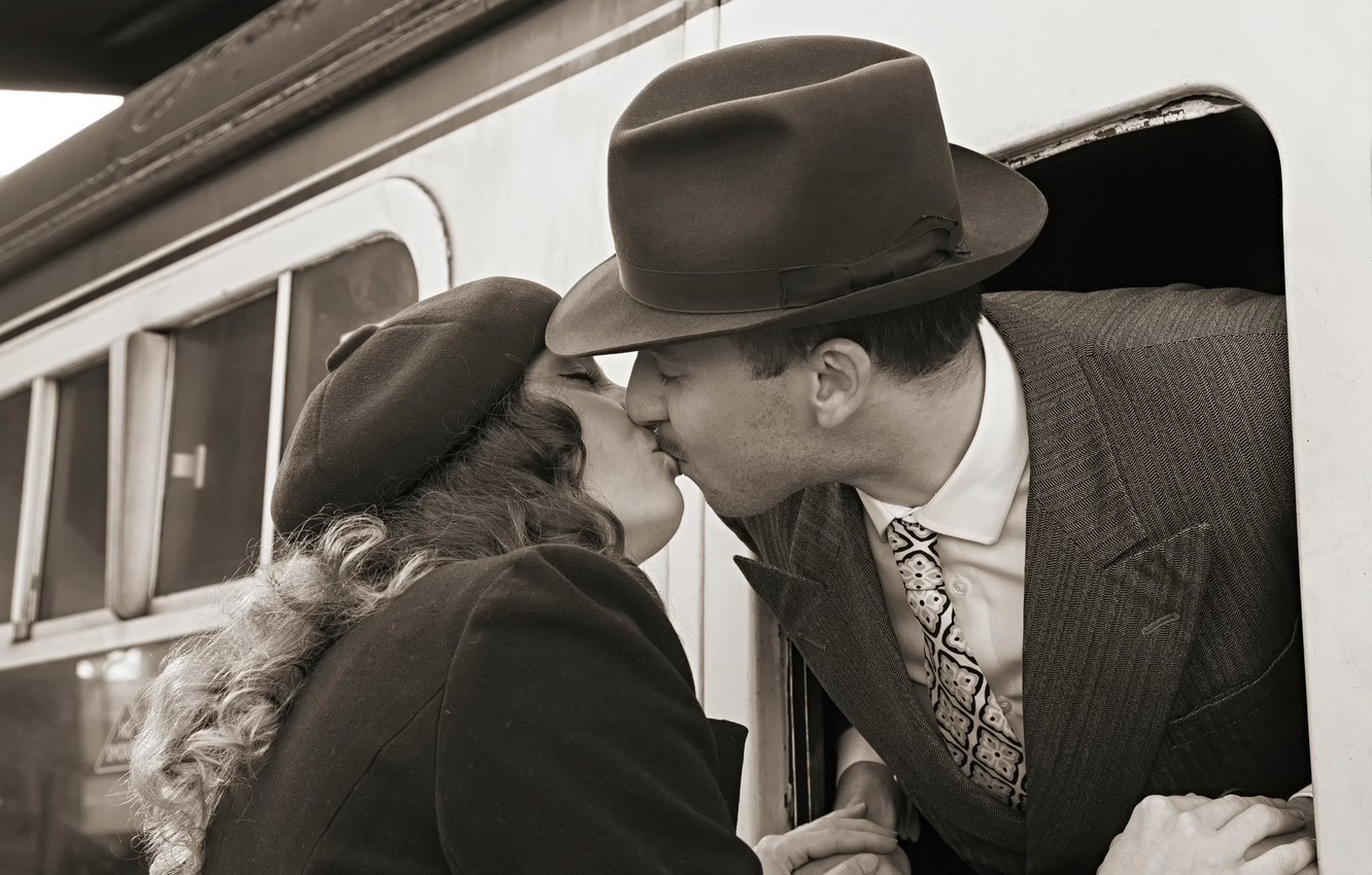 Photo Wallpaper Retro, Vintage, Parting, Farewell Kiss - 1332x850 ...