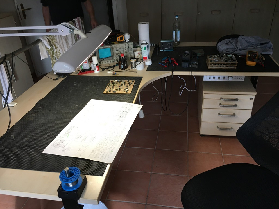 Table - 960x720 Wallpaper - teahub.io