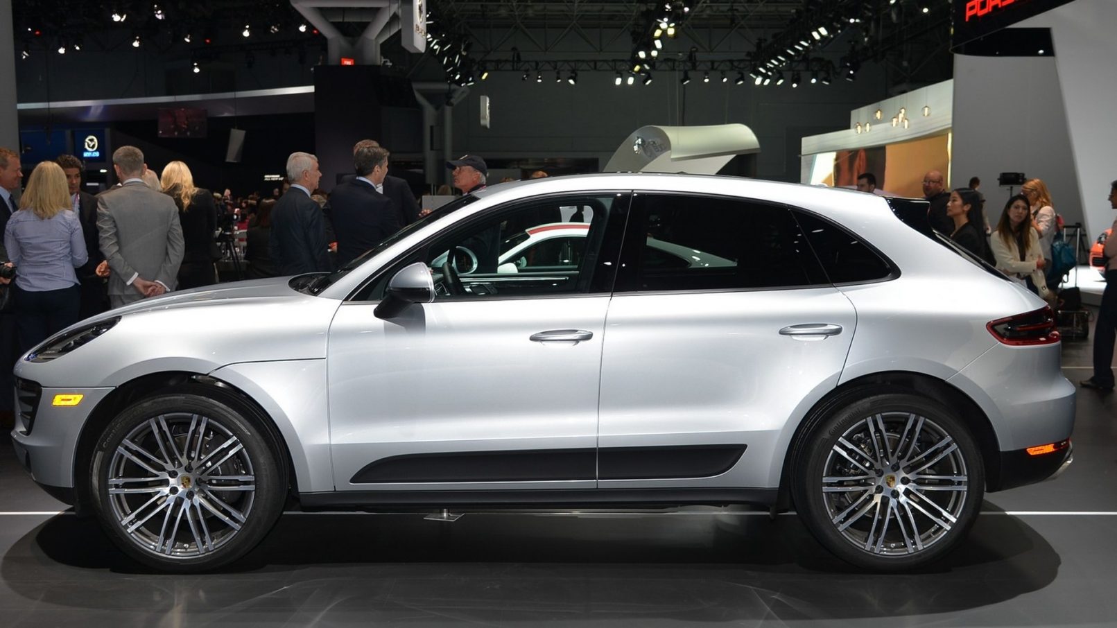 2019 Porsche Macan Design Wallpaper - Porsche Macan 2019 Side ...