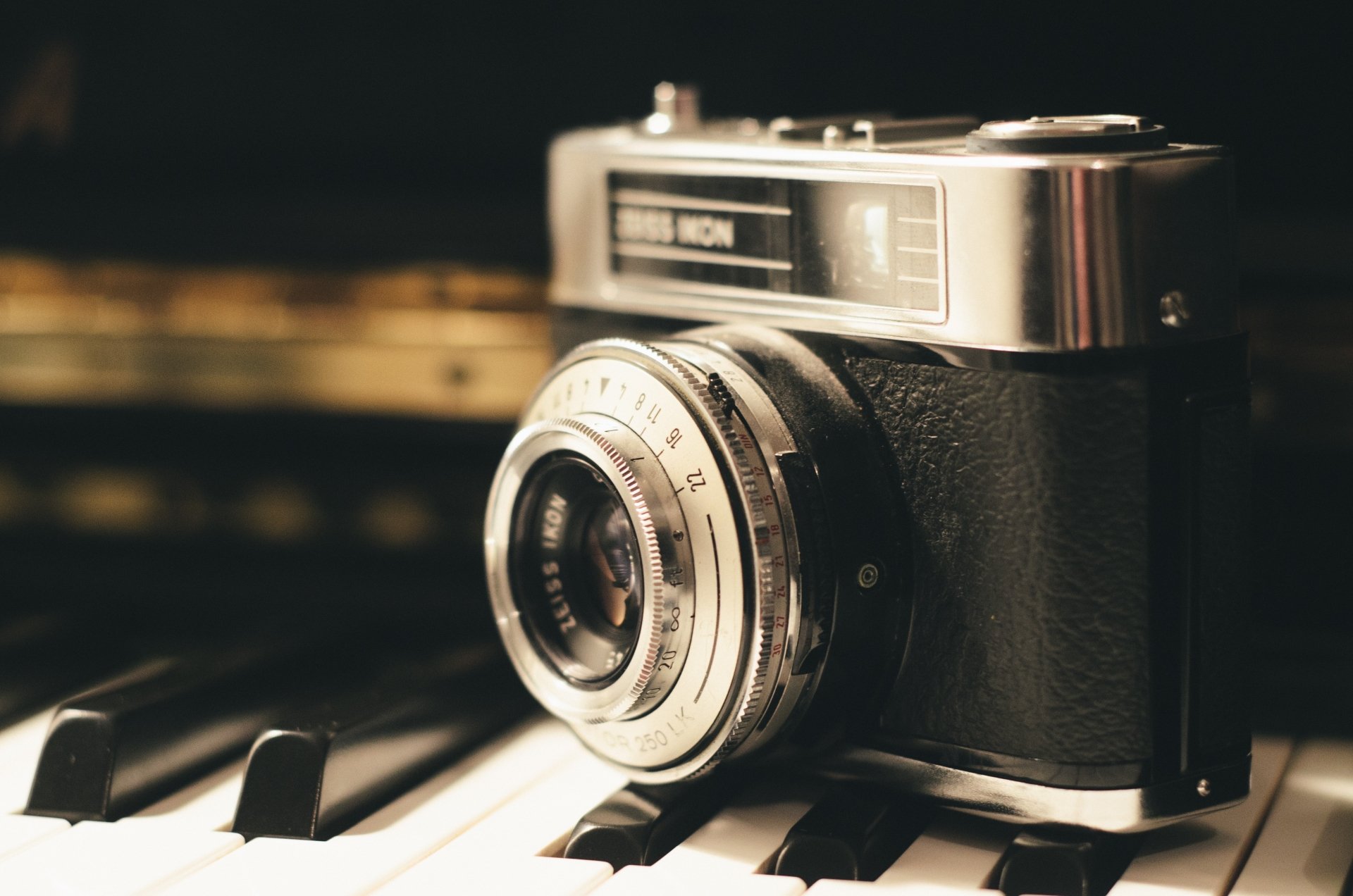 Vintage Camera - 1920x1272 Wallpaper - teahub.io