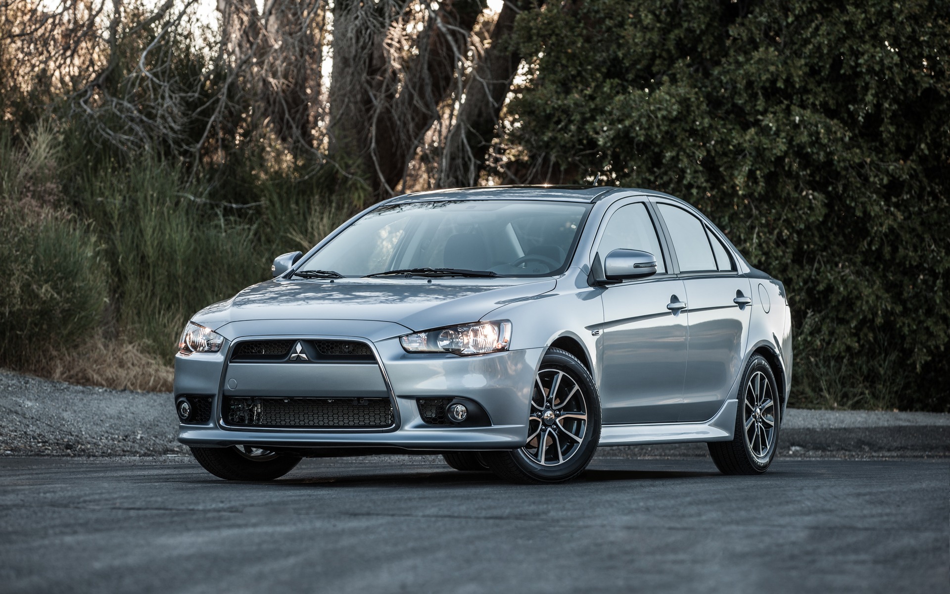 2016 Mitsubishi Lancer Wallpaper Hd - Mitsubishi Lancer 2016 Les ...