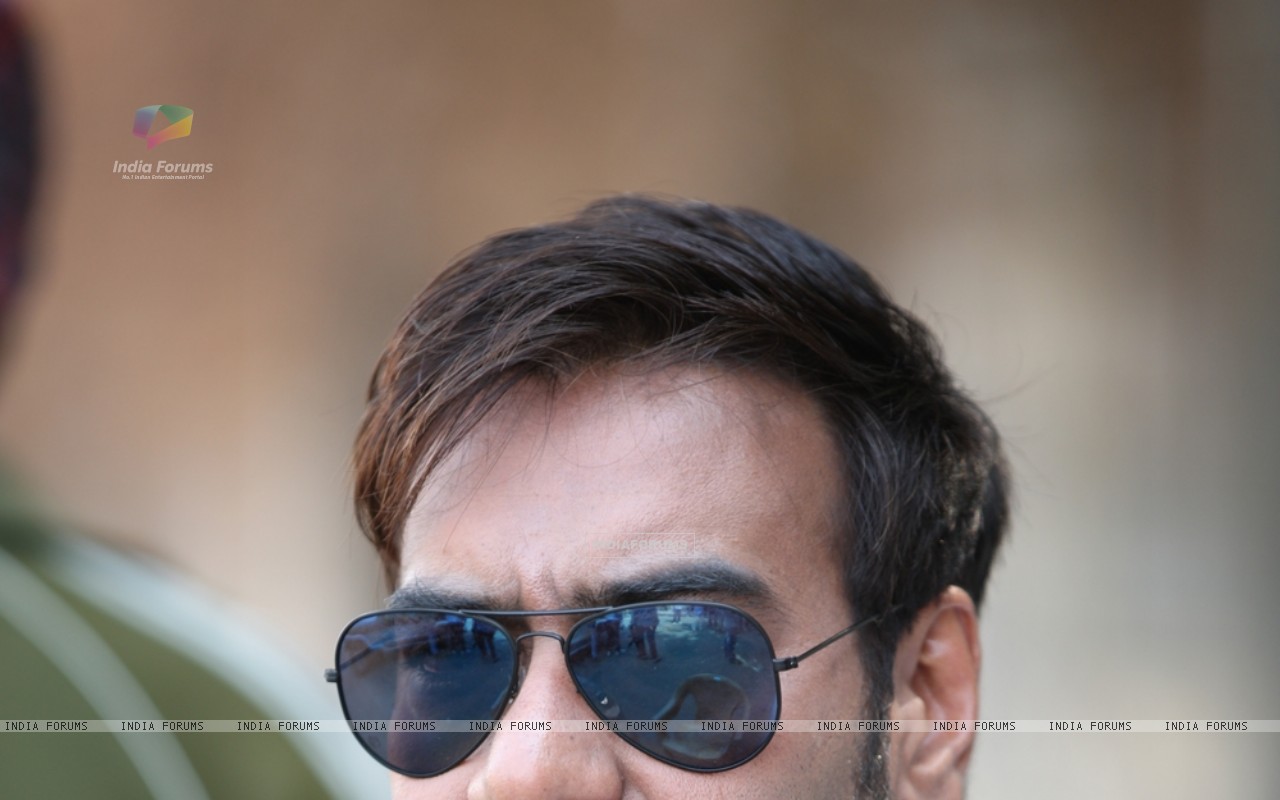 Ajay Devgan Weight And Height - 1280x800 Wallpaper - teahub.io
