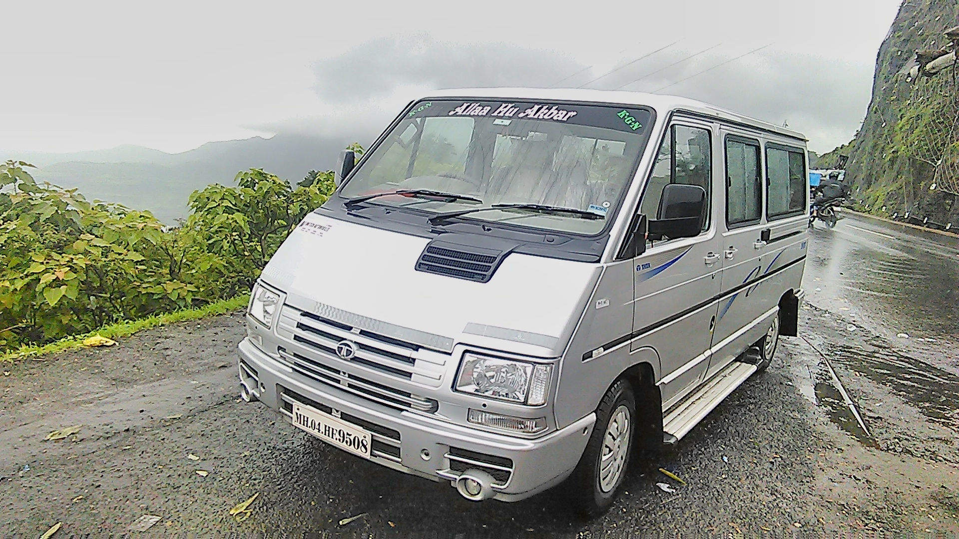 Minibus - 1920x1080 Wallpaper - teahub.io