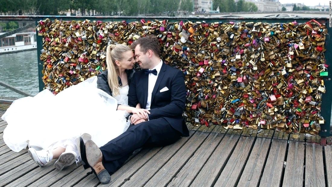 Love Lock Screen Wallpaper - 1100x619 Wallpaper - teahub.io