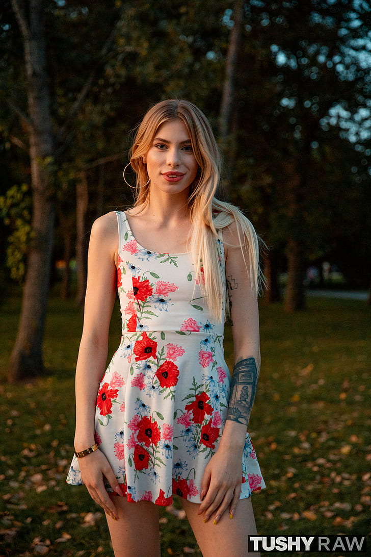 Milena Devi Women Looking At Viewer Pornstar Tattoo Милена Деви